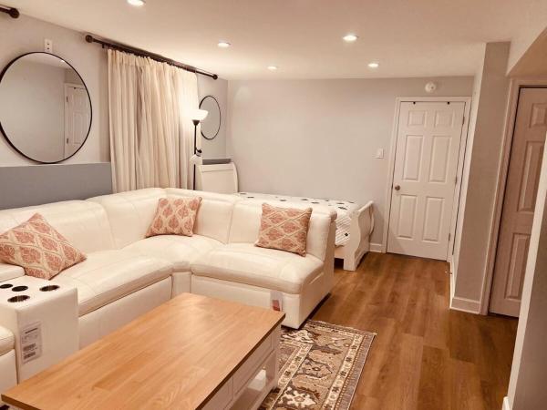 Herndon Serenity Quarters - Clifton, VA