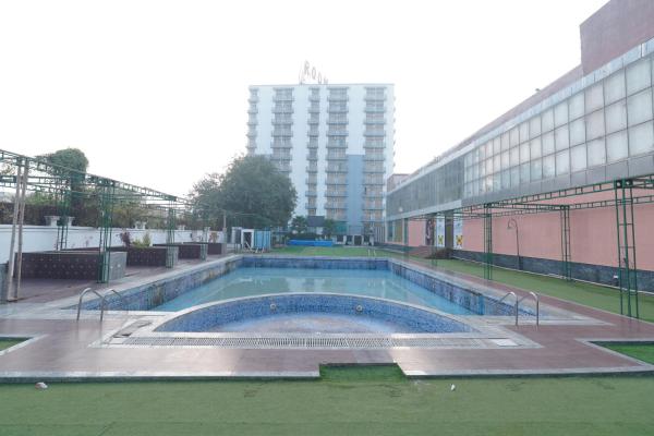 Krishna Valley, Vrindavan - Vrindávan
