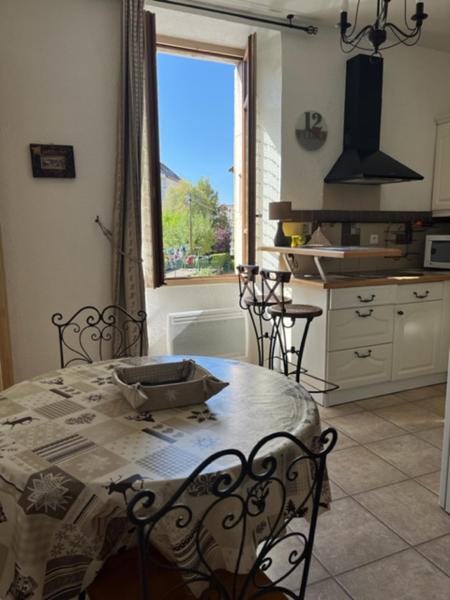 Annecy Coquet Meuble T2 -2 Velos, Prox Lac-veille Ville- Gare - Cran-Gevrier