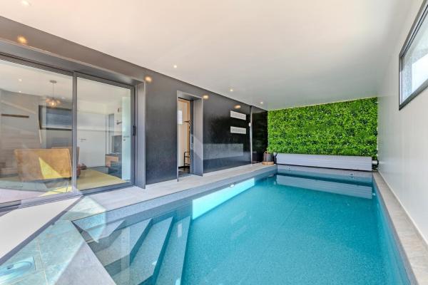 La Villa Iodée, Le Confort D Une Maison Neuve éQuipée D Une Piscine Intérieure Chauffée Toute L Année, Très Proche Des Plus Belles Plages - Bénodet