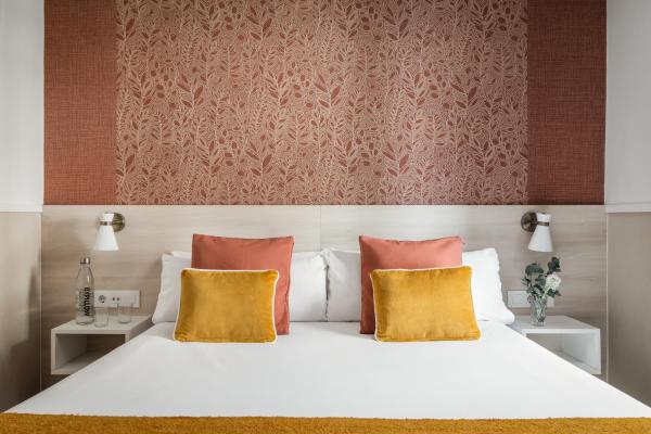 Bypillow House - El Masnou