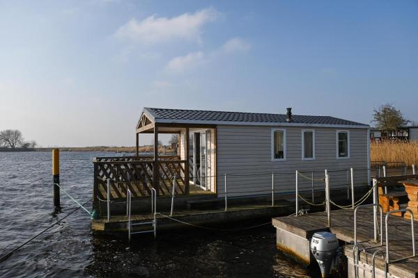 Ferienpark Süderstapel - Hausboot 1 - Stapel