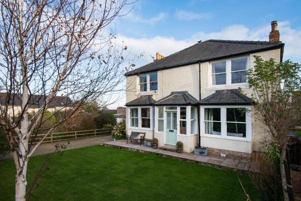 Leaholme Cottage - Fabulous Coastal Cottage For 8 - Alnwick