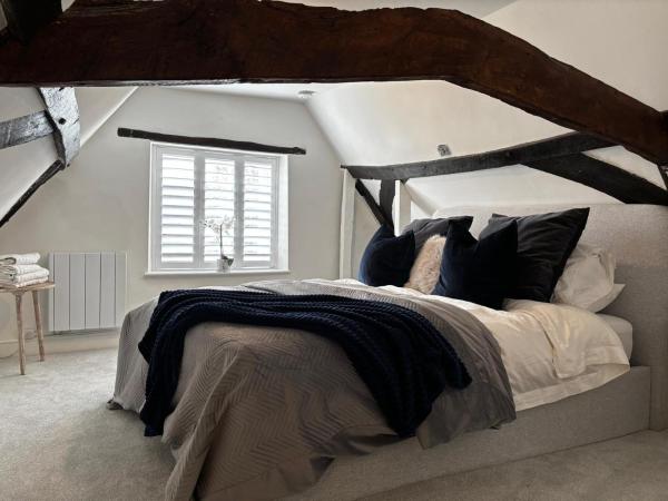 Cromwell Cottage - Dog Friendly - Fakenham