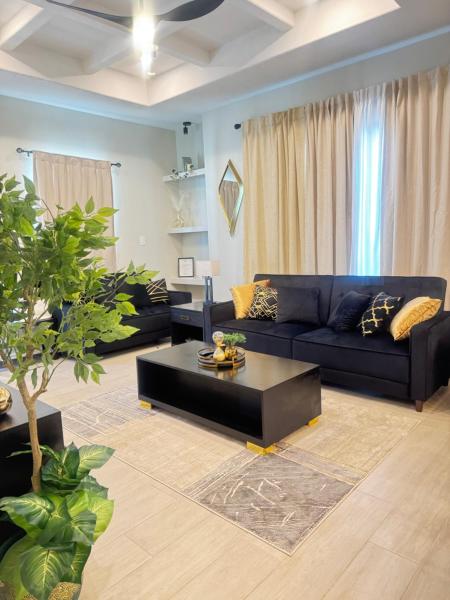 Luxe Of Haven - 2bed With Office And Free Parking - Mission