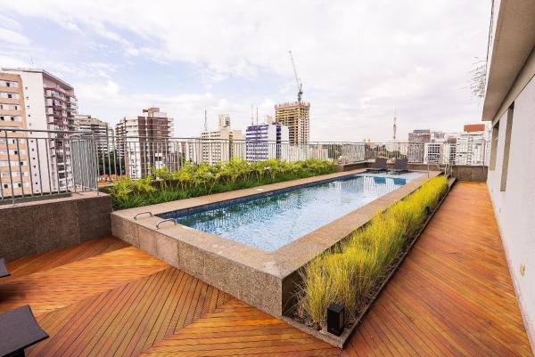 Studio Completo Na Porta Do Metrô Madalena! - Embu