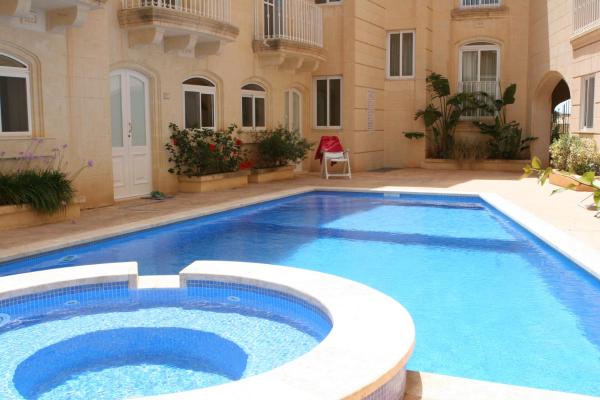 B3 Misrah Ta Cenc - Malta