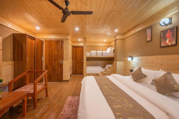 The Tranquility Retreat Kufri I Vacations I Conference I Mice I Couple Friendly I Balcony & Mountains View I By Exotic Stays - Mashobra