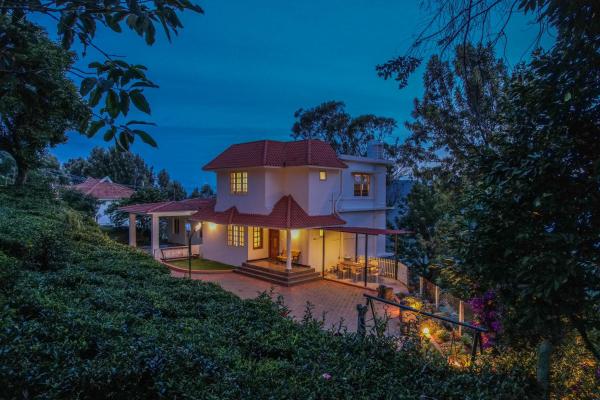 Samraksihitha Homestay - Villas - Coonoor