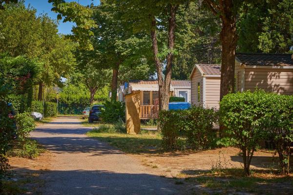 Homair Mobil-homes Camping Les Avignon - Le Pontet