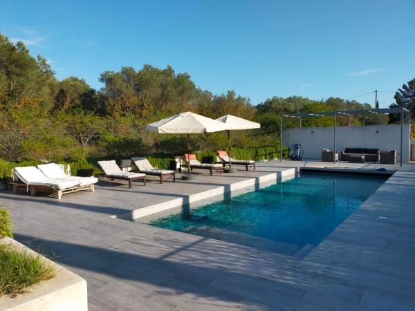 Mas De Charme Au Pied Des Alpilles - Maussane-les-Alpilles