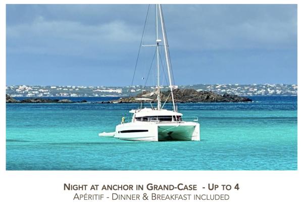 Catamaran Zephyr Nuit Au Mouillage Diner, Nuit Et Petit-déjeuner Inclus - Caribbean
