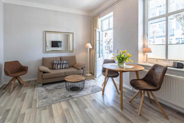 Villa Iduna Ferienwohnung No 1 - Eg Mit Balkon Nach Osten - Binz