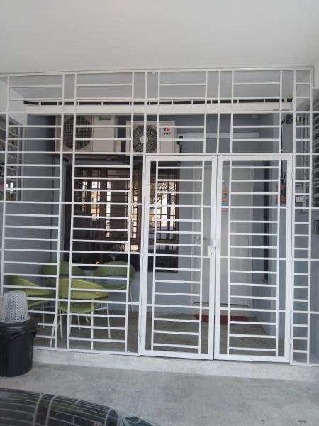 Afeena Homestay Bandar Tasik Kesuma -