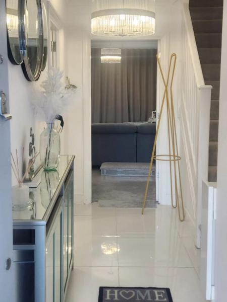 Cosy And Classy, Home Away From Home - Dartford