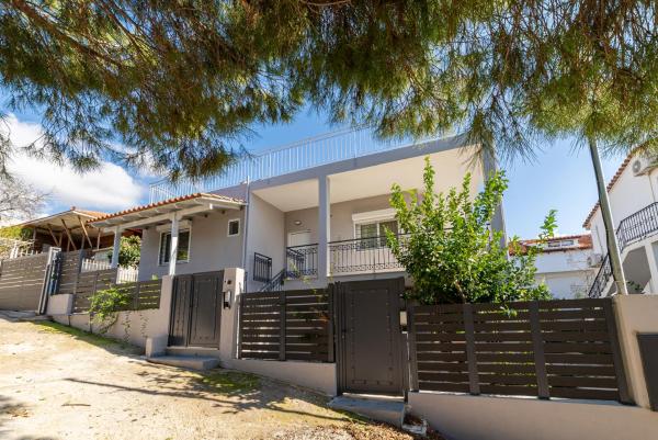 Chris Guesthouses - Milos