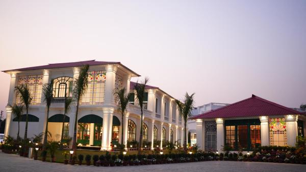 Resort Titli - 桑蒂尼蓋登