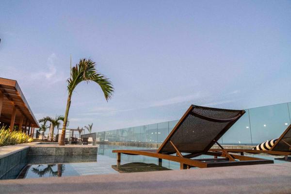 Beautiful Studio Apartment With City & Beach View - Salvador