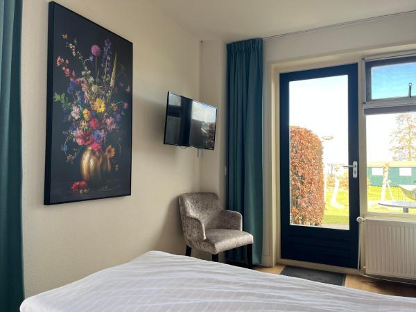 Simmerwille B&b- Camping- Bootverhuur - Leeuwarden