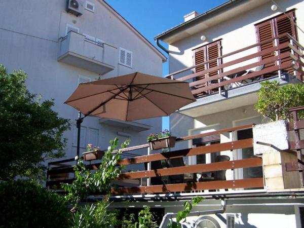 Apartments Maja - Stara Novalja