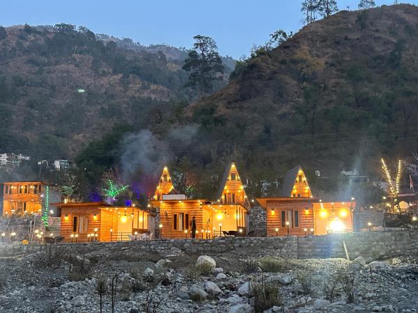 Cabana Riverside Resort - Kainchi Dham - Nainital