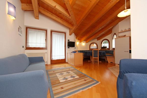 Cesa Mattias - Appartamenti A Canazei - Alta Badia