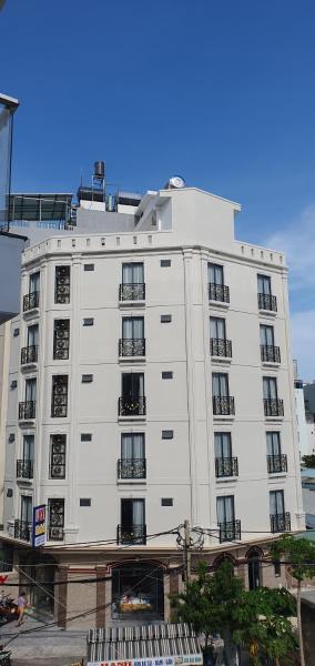 Lucky Hotel