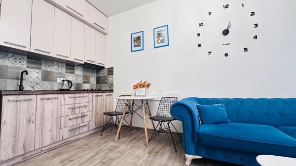 Studio Apartment With Balcony In Tbilisi - Georgia