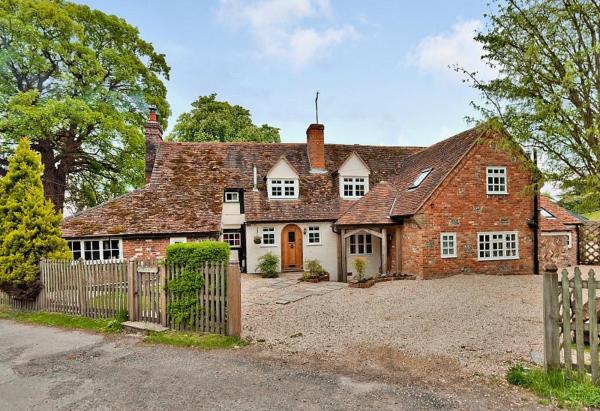 Come And Stay In Our Charming Cottage - Marlow, UK