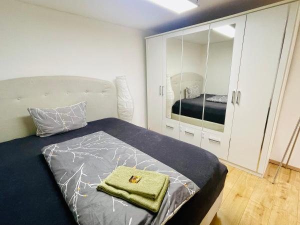Dz Zimmer In Moderner Wohnung, Mit Wlan, Küche, In Stadtilm - Alemania