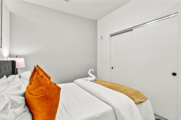 Otr 1 Bed Suite Free Parking Gym Pool Clubroom - Covington, KY