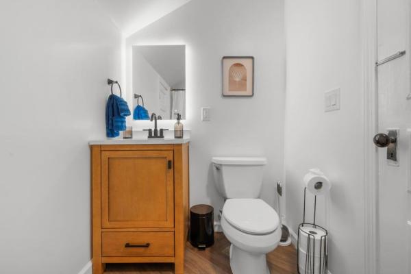 31 - Downtown Terryville- 1 Br - Waterbury, CT