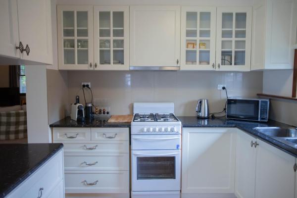 Cosy Cottage 2br Ballarat Stay Close To Cbd - Ballarat