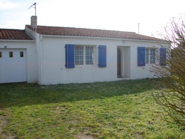 Maison Spacieuse à Barbâtre, Proche Plage, Animaux Admis - Fr-1-823-108 - Barbâtre