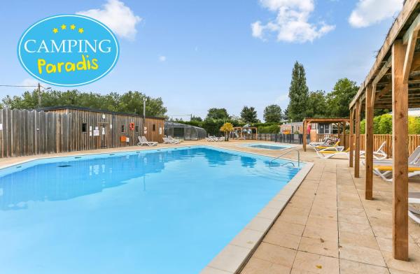 Camping Paradis Les Pins - Vaux-sur-Mer