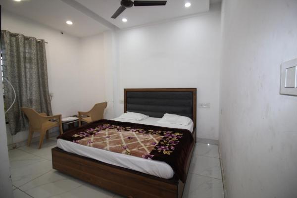Hotel Classic Bar & Restaurant - Nalagarh