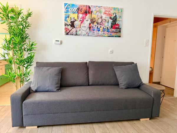 Cosy Apartment Near Airport & Train - Vienna Schwechat Airport (VIE)