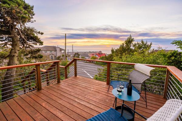 Newport Views - Newport, OR