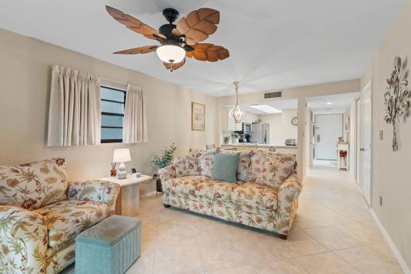 First Floor - End Unit With Lake Views - Naples, FL