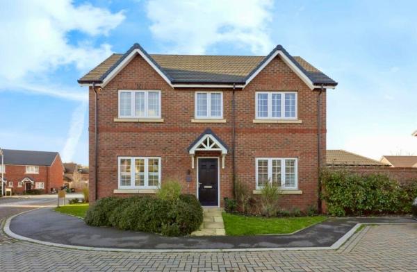 Sleeps 8, Off-road Parking For 3 Cars, Pet Friendly, Welcome Hamper - Kenilworth