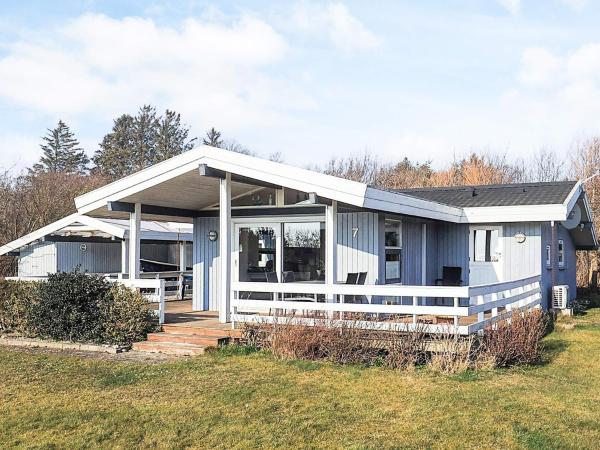 6 Person Holiday Home In Spøttrup-by Traum - Denemarken