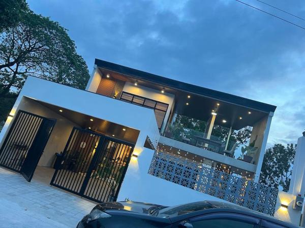 Serenemiacasa-affordable But Luxurious Staycation - San Fernando