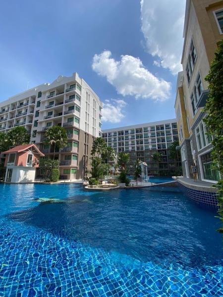Condo With Nice Pool - Pattaya City