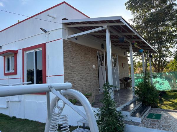 Sreevara Farms - Hosur