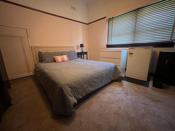 Airport Sharehouse - Carlton