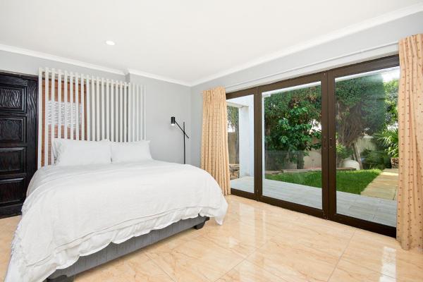 Private, Cosy And Stylish Stay At Nest24 Evans Park - Johannesburg South