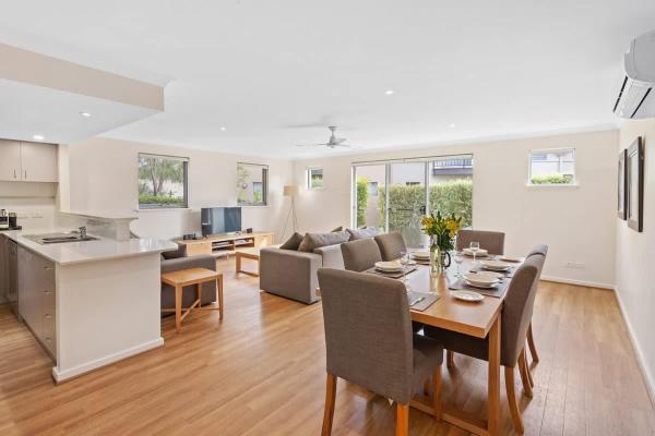 68@capeview - Direct Beach Access - Broadwater