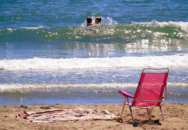 Ideally Located On Beach - Valencia