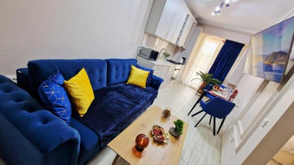 Deluxe Blue Apartment Near Palas Mall - Iași