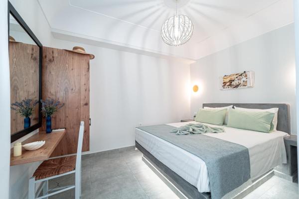 Ostria Apartments - Santorini